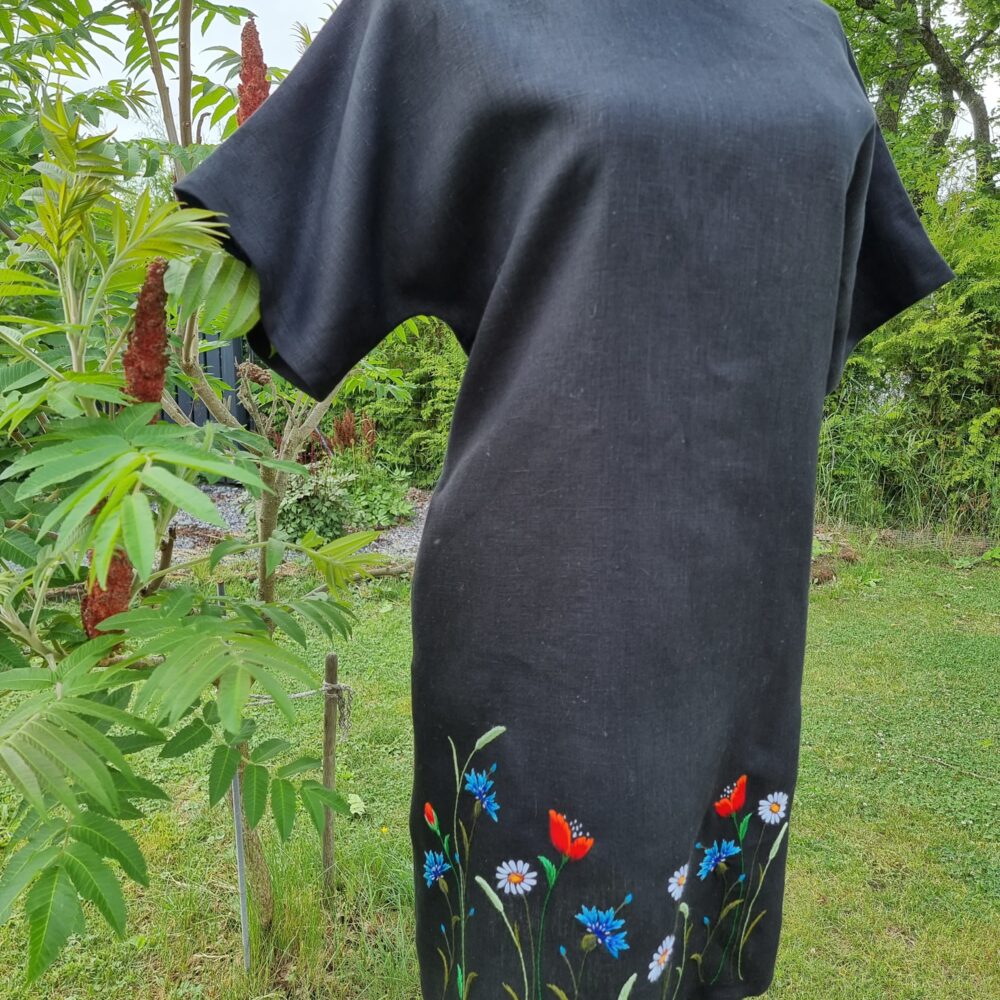 Tikitud linased kleidid naistele - Emmaleenu I Eesti käsitöö e-pood